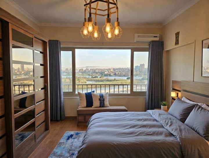 Luxury Panoramic Nile View | 3br | Prime Location - Gizeh