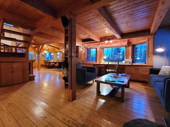 Yarrowwood Lodge · Aurora Loft, 30 Min Whitehorse - Yukon