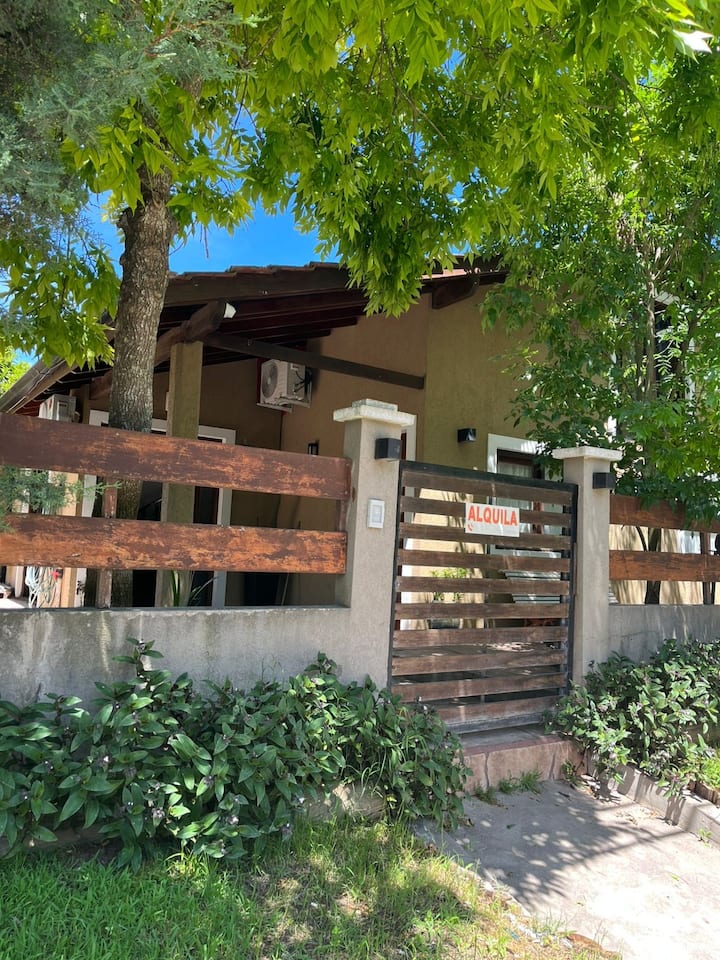 Alquilo Casa Agradable Para 8 Personas Familiar - Pinamar