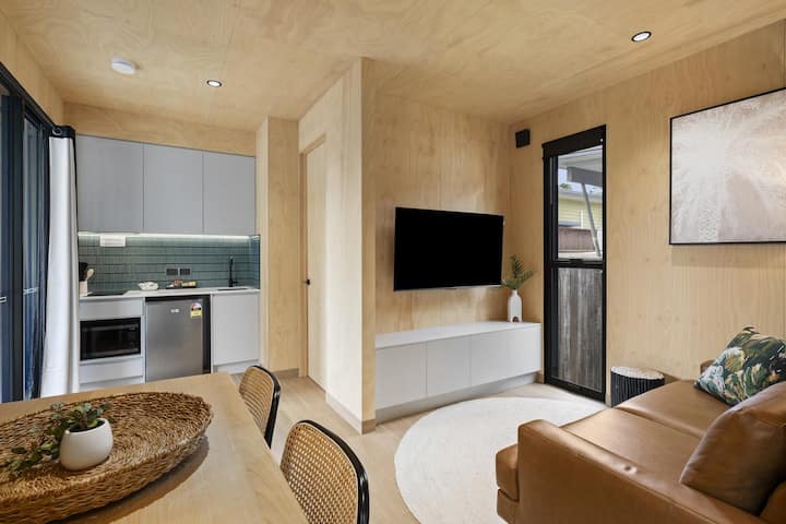 Duplex Studio Pod - Yeppoon