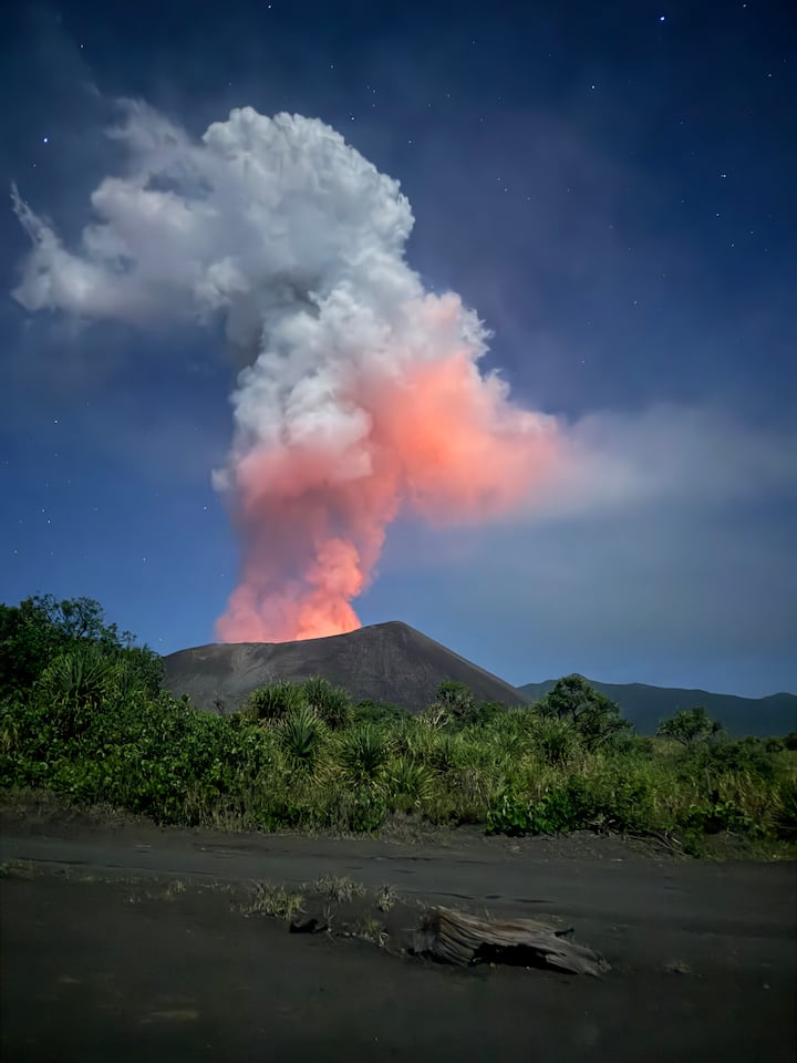 Fireworks Bungalow - Near Yasur Volcano - Vanuatu
