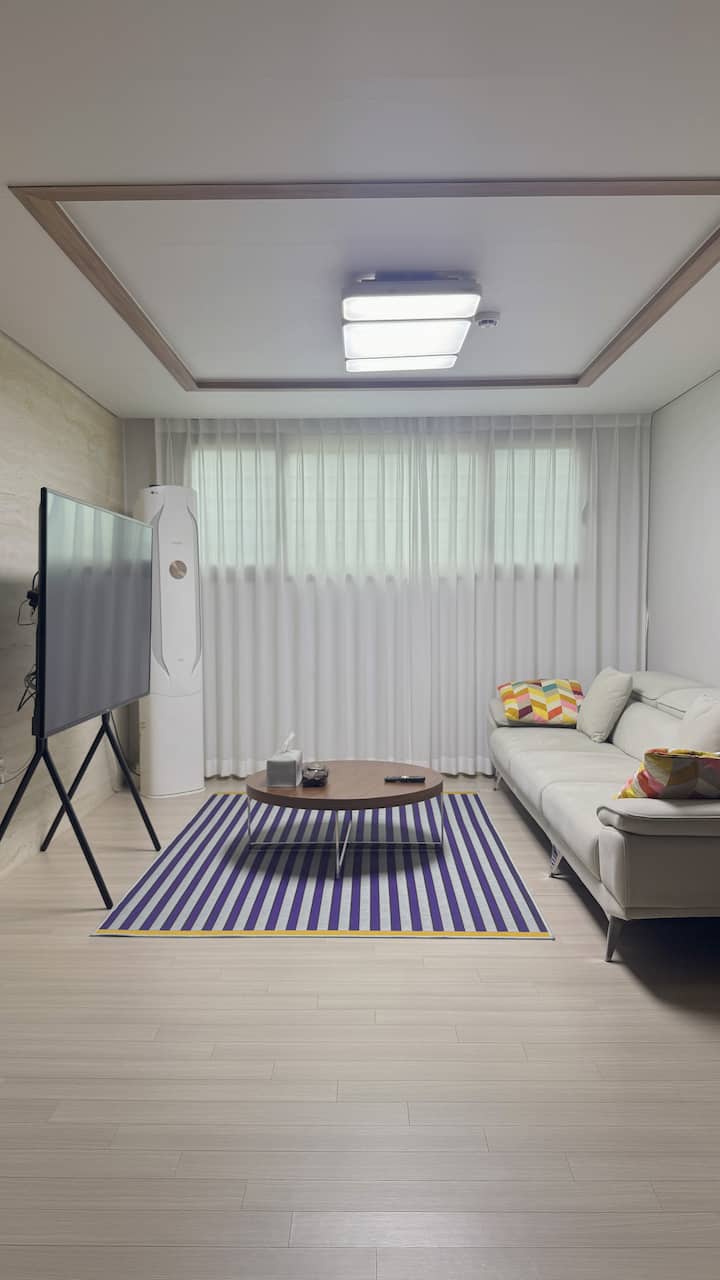 [최대 8인을 위한 일산 숙소] 룸3/화장실2/무료주차/킨텍스 10분 - 주엽2동