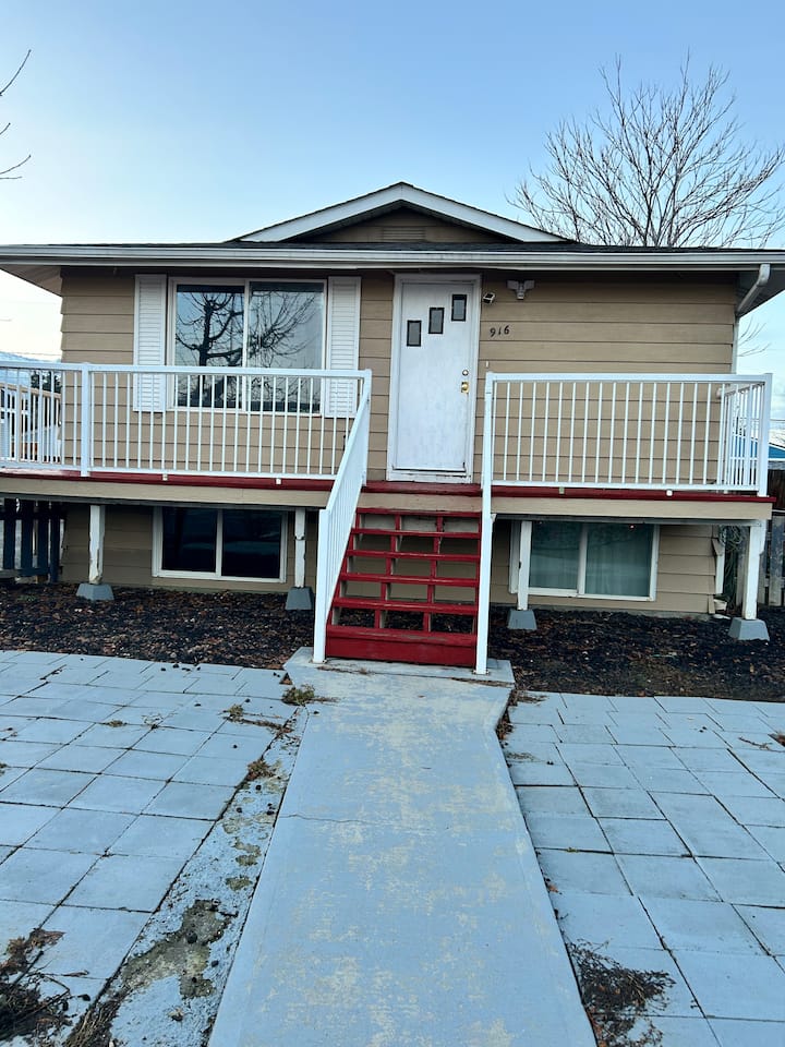 Very Relaxed - Wenatchee