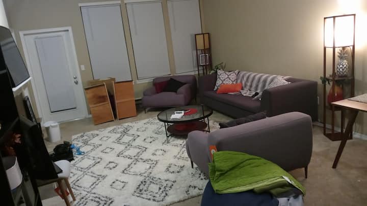 Jewel Studio In The Suburbs! - Issaquah, WA