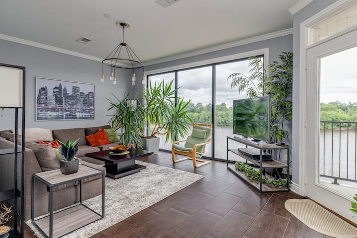 Riverside Condo - Monroe, LA