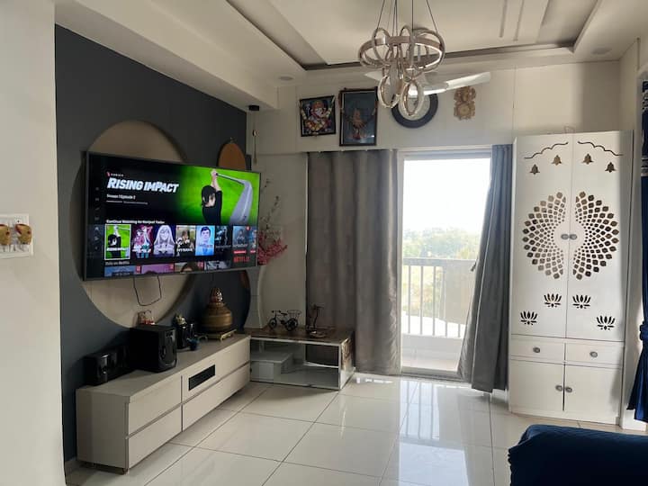 A Place Where You Will See Sunrise & Sunset Daily. - Vadodara