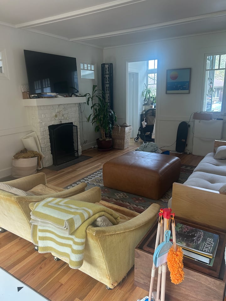 Cedar Grove Cottage - Fairfax, CA