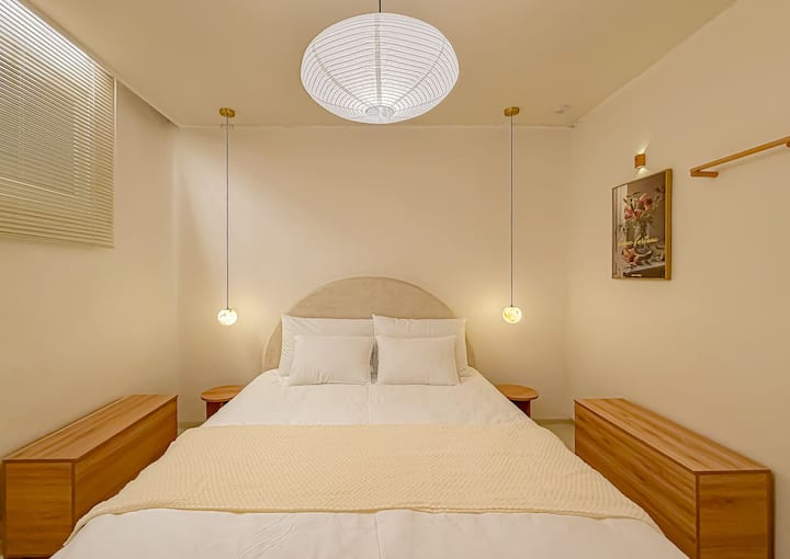 무료주차/논현역5분/신사역7분/강남성형외과·강남웨딩/올수리6인룸/서울고속터미널인근/영동시장 - Seúl