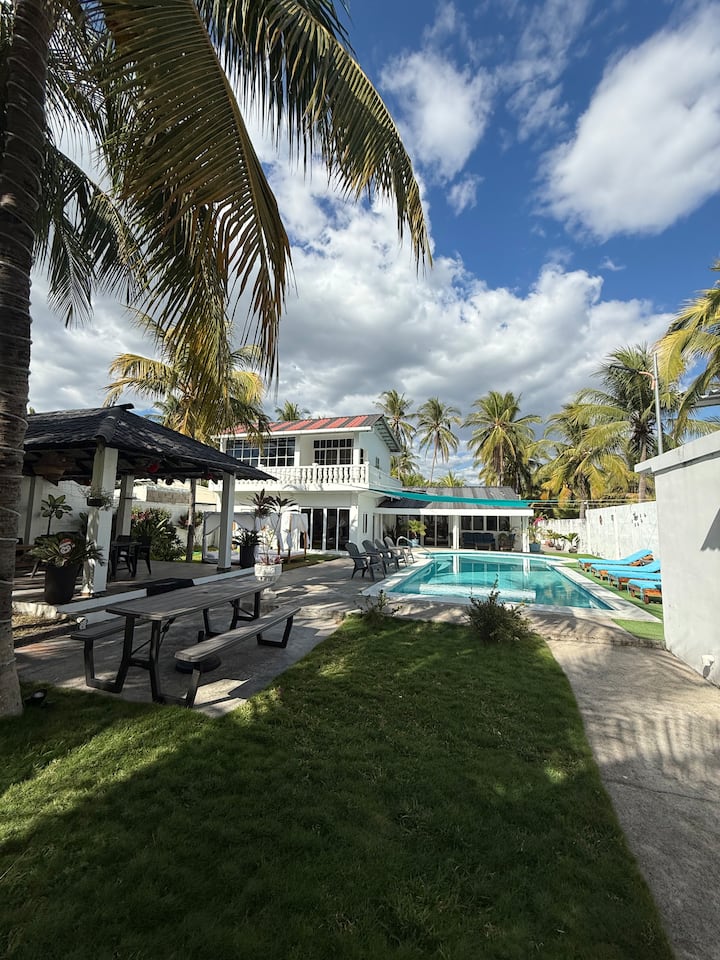 Kassamigos Beach House (Beach Front) - El Salvador