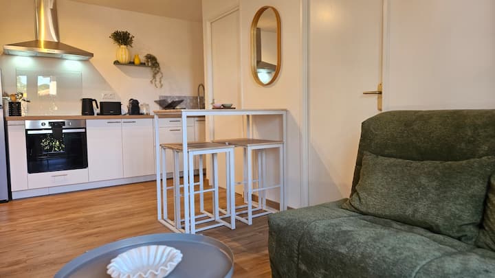 L'olivier-charmant T2 Avec Piscine- 5min De Cassis - Aubagne