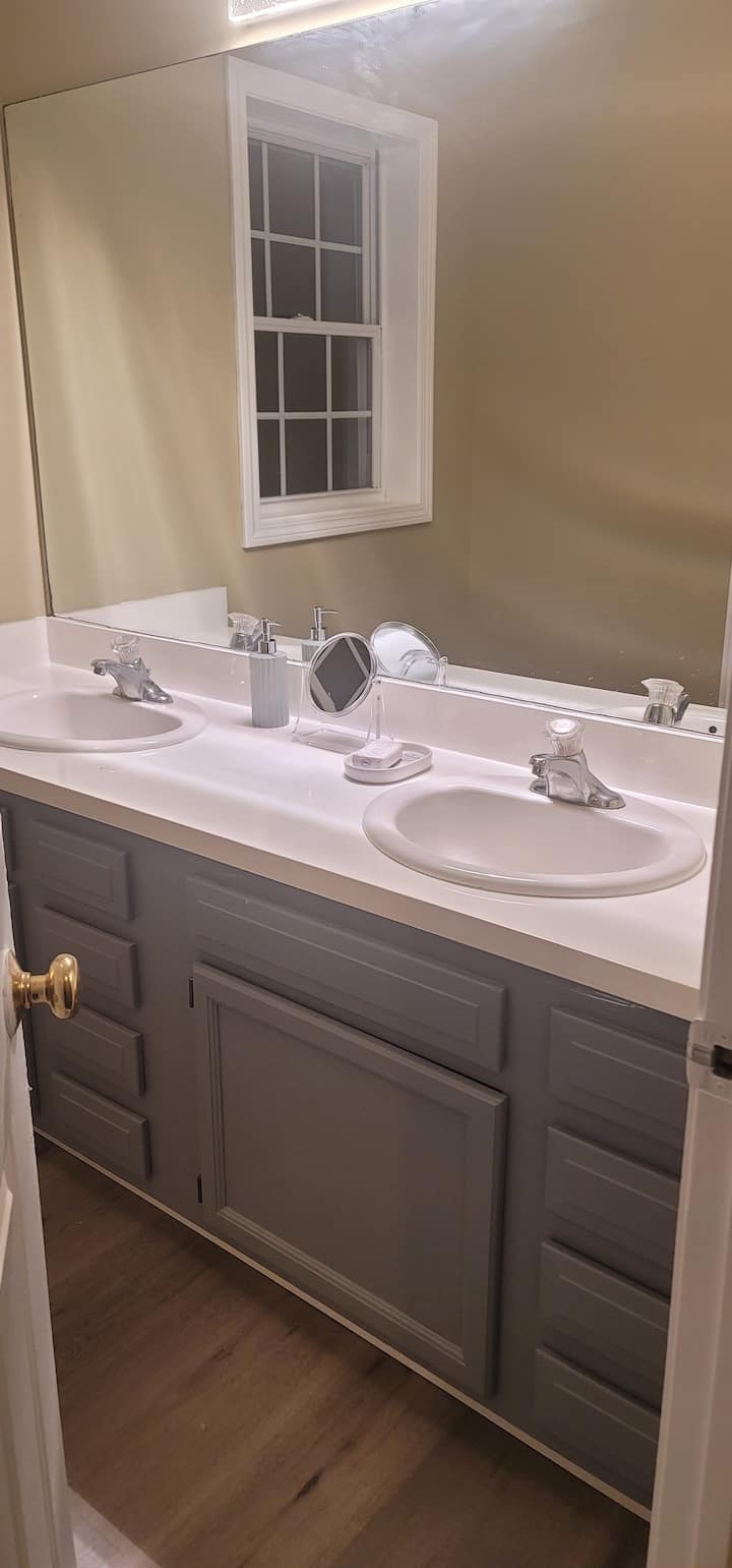 #2 Cozy Room Less Than A Mile From Yale - New Haven, CT