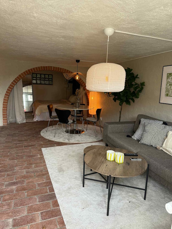 Lilla Lyan - バールベリ