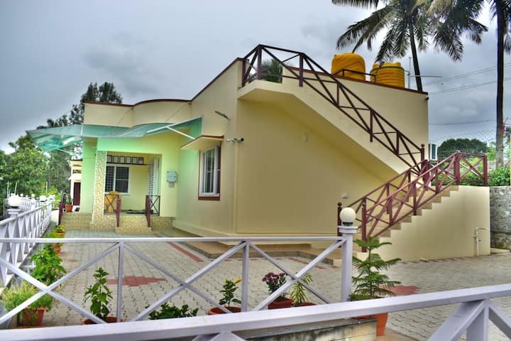 Diksha's Homestay - Yelagiri