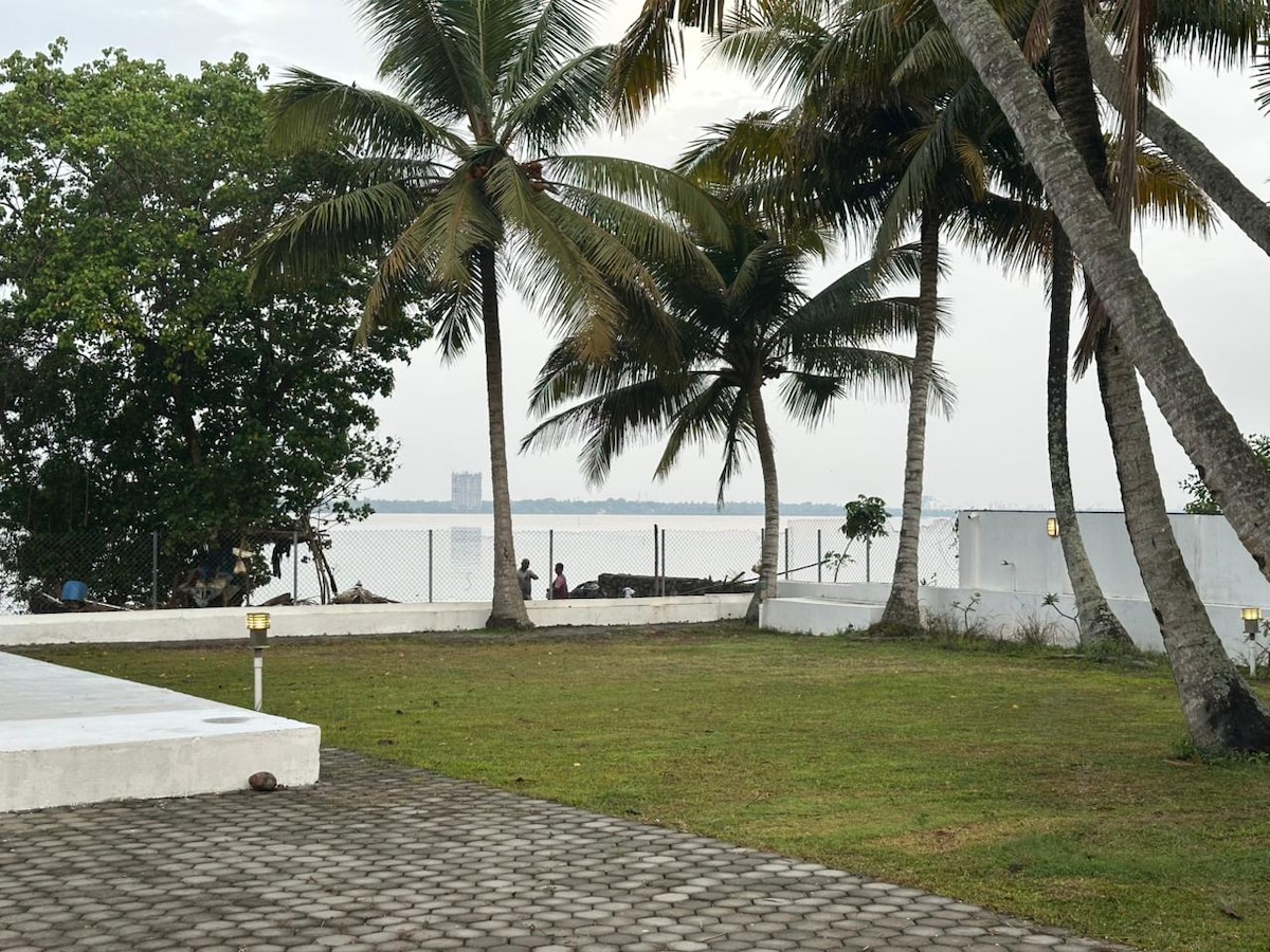 Waterfront Beautiful Plot with Two Houses – Kochi - Houses for Rent in ...