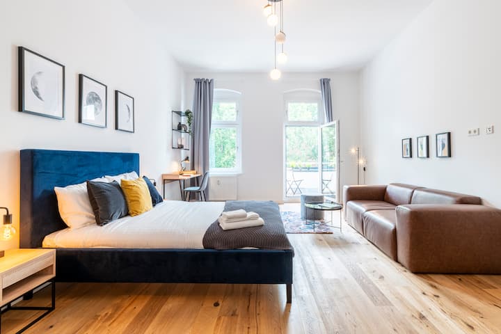 Stylish 2 Bedrooms Apartment In Friedrichshain - Berlijn