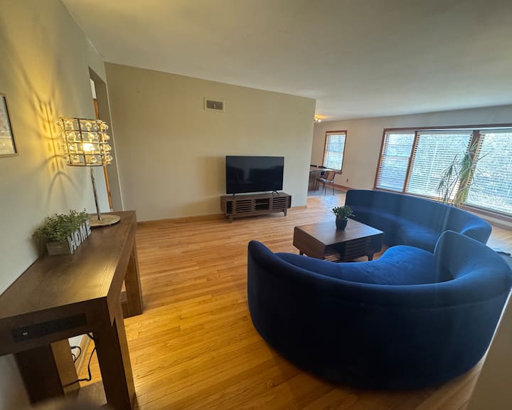 Bright & Spacious Oak Park Apartment - Chicago, IL