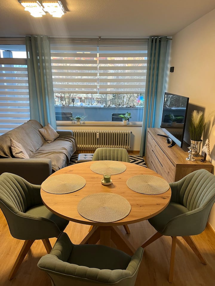 Schönes, Kleines Appartment Direkt An Der S-bahn - Eching