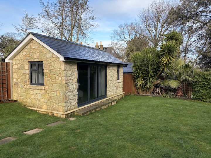 Annex Near The Beach - Bembridge