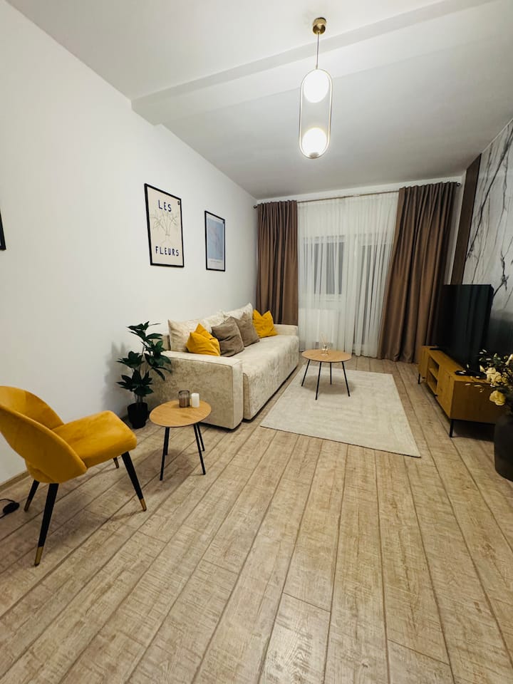 Modern Cozy Apt + Private Parking – Near Old Town - Ocna Sibiului