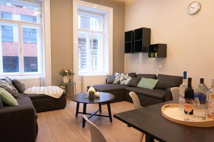 Brooklyn Design Flat In City Center With Beer Tap. - Budapest