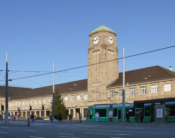 Elegante Wohnung In Basel - Basel