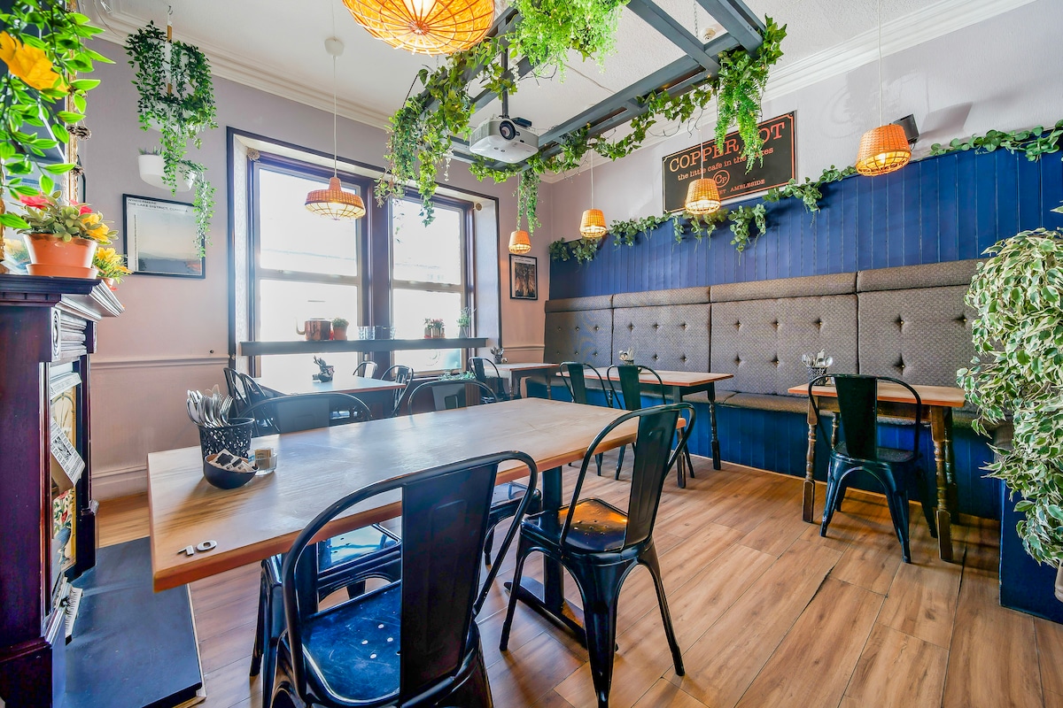 Ambleside Guest House Rm with Mountain View - Boutique hotels for Rent ...