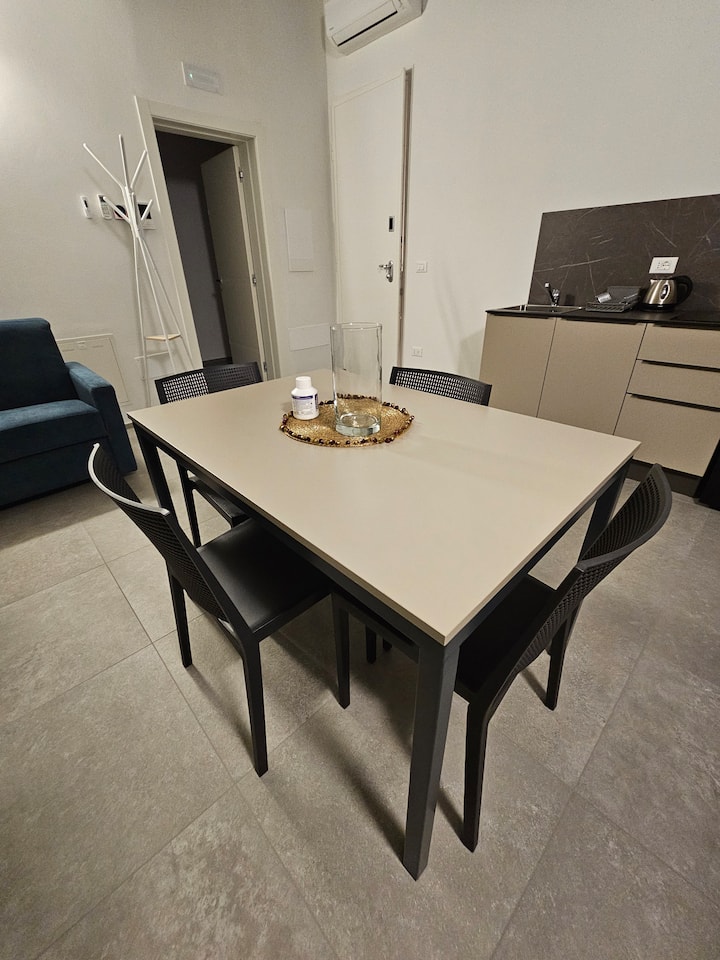 Palazzo Glicine App. Tulipano - Faenza