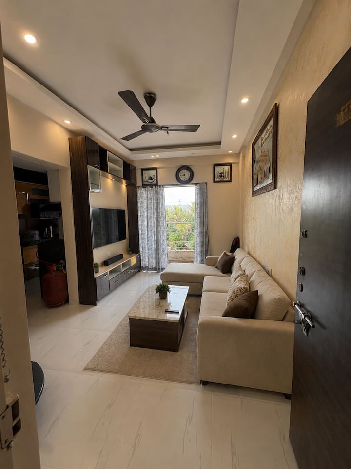 Cozy Forest Breeze Flat - Matheran