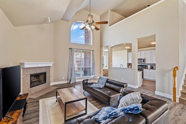 Quiet 4br Retreat Sleep 8 Fenced Backyard/garage - Carrollton, TX