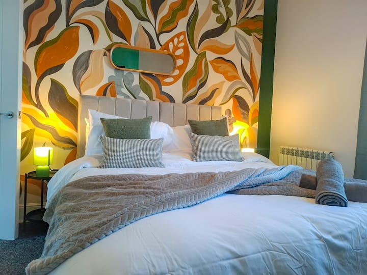 2 Bed Flat, Ideal For Contractors And Families - 古爾