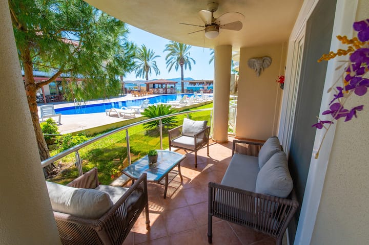 Deniz Manzaralı Zemin Kat Daire ÖZel Plaj - Çalış Beach