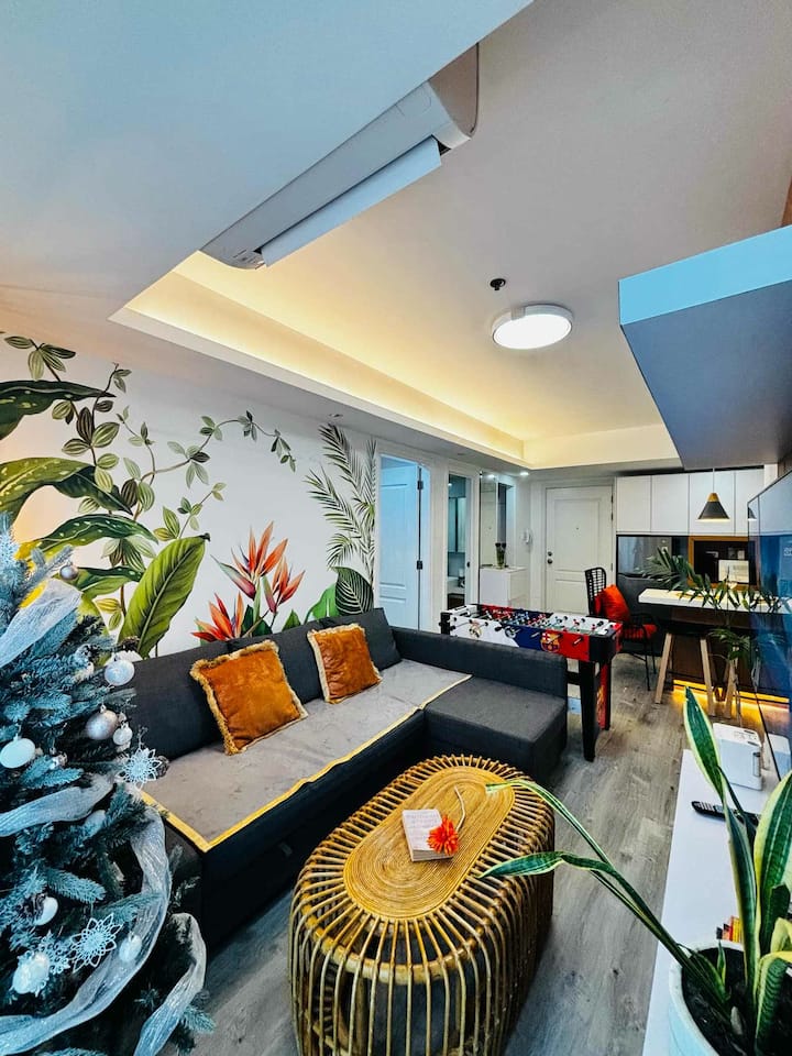 Azure Staycation | 2br Deluxe + 2br Deluxe (Beach) - Las Piñas