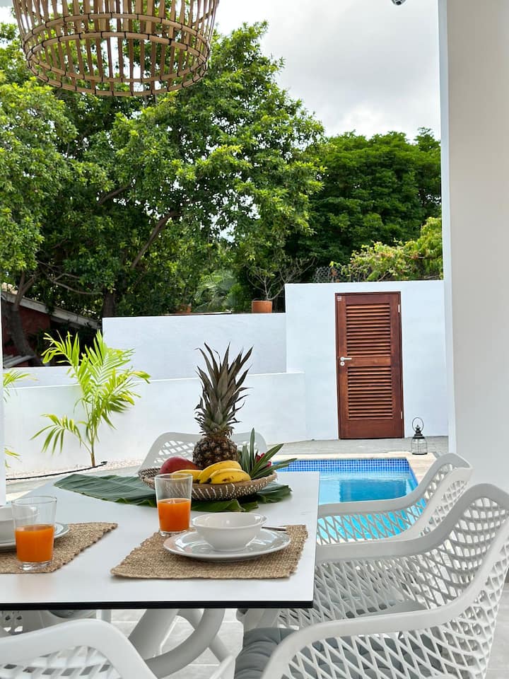 Private Pool Bungalow | 10 Min To Mambo Beach - Curaçao