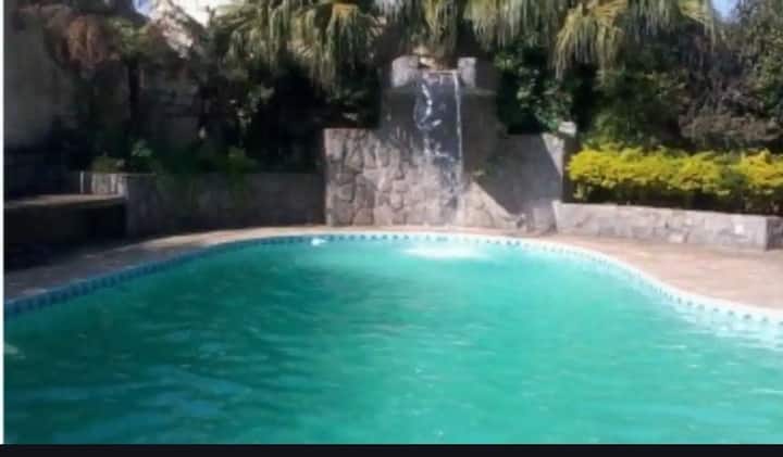 Casa Cinematográfica Em Atibaia - Atibaia