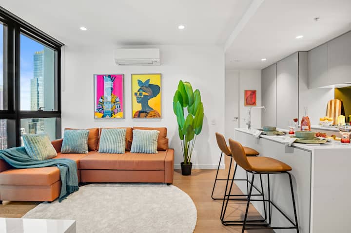 Stylish 2br Cbd Retreat Pool Sauna Gym - Melbourne
