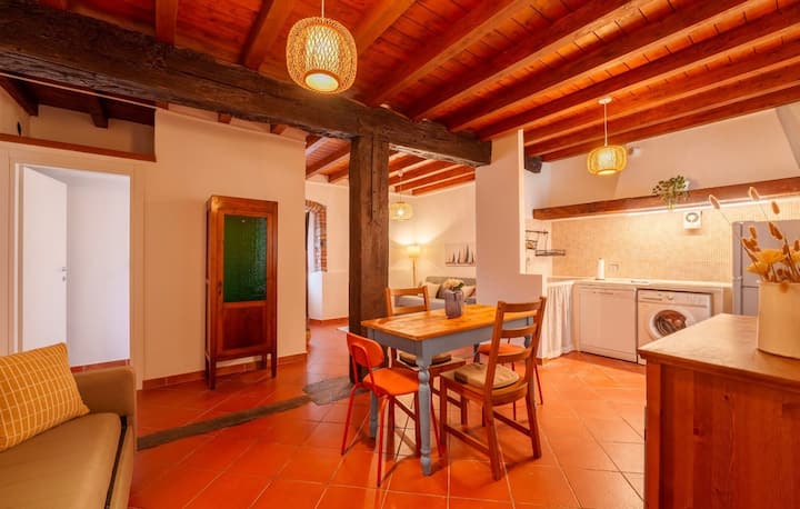 Beach Lake Apartment - Bellagio