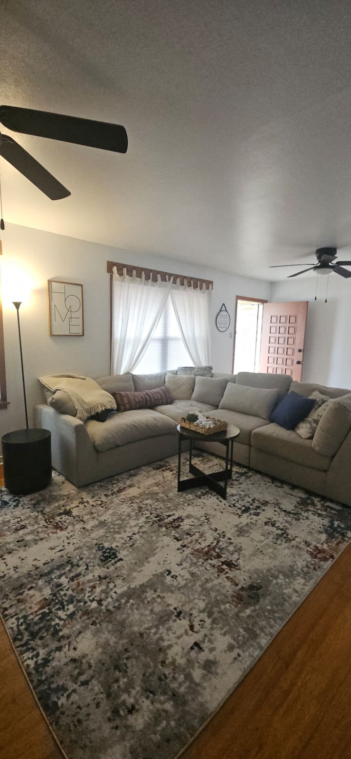 New! House 1.5 Mi From Downtown Greenville Tx - Greenville, TX