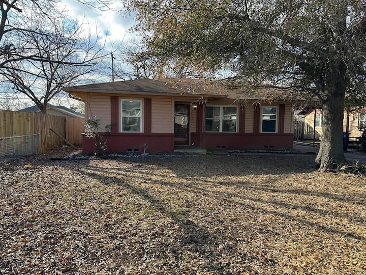 Coming March Near Downtown Greenville Tx Book Now - Greenville, TX