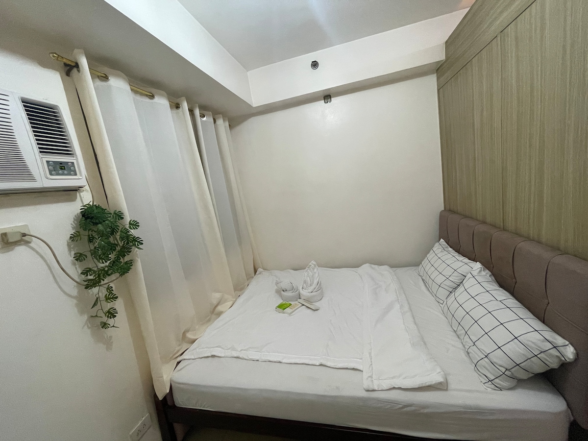 MOA/1 queen comfortable queen bed +1 single bed - Apartments for Rent ...