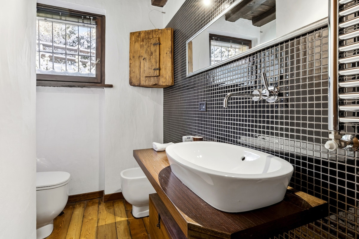 Hostdomus - Eagle Apartment - Apartments for Rent in Sestriere ...