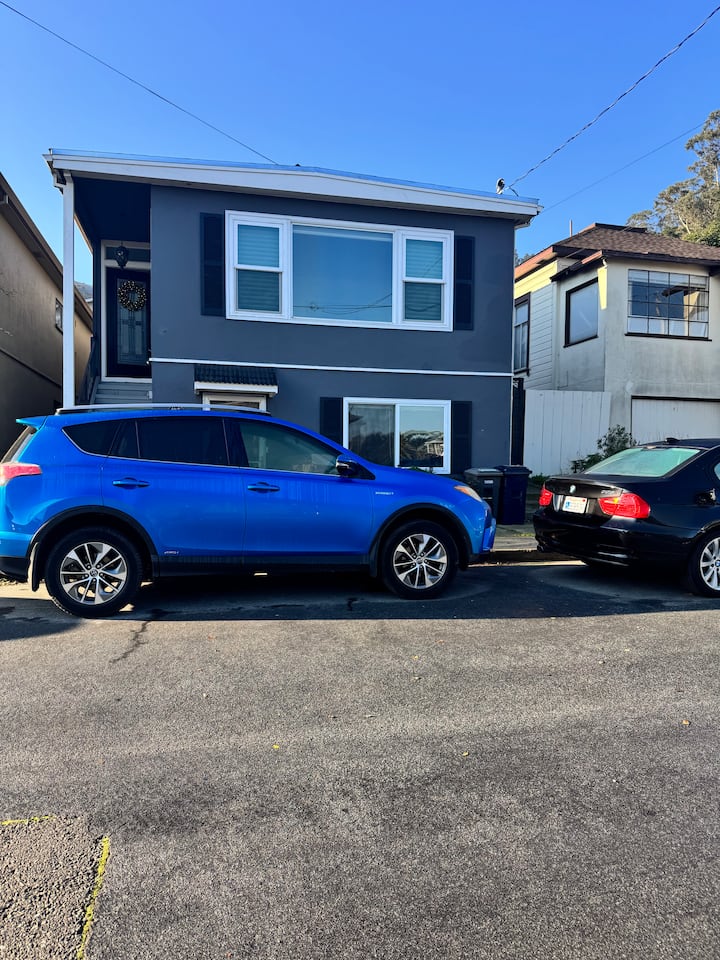 Beautiful Sausalito Home, Water View. Location! - Sausalito, CA