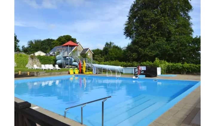 Devon, Clean & Cosy Gold Holiday Home With Decking - Clovelly