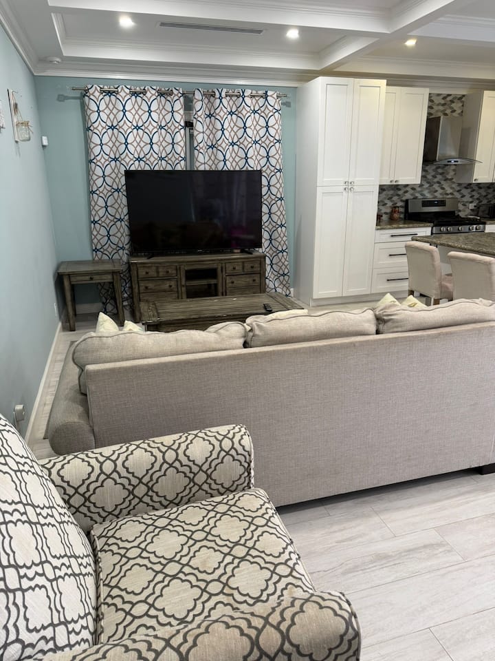 The Cozy Nook - Nassau