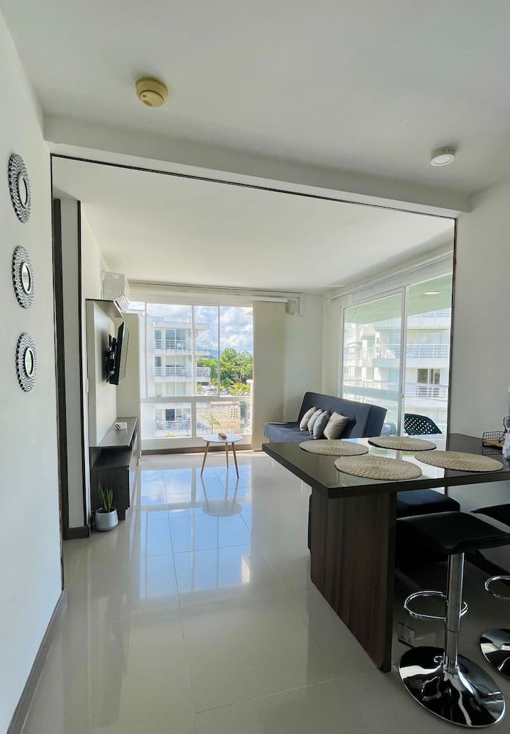 Apartamento En Melgar, Excelente Vista Con Piscina - Melgar