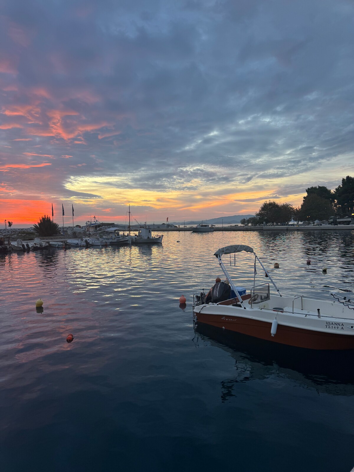 Charmantes Haus in Skopelos - Neo Klima - Häuser zur Miete in Neo Klima ...