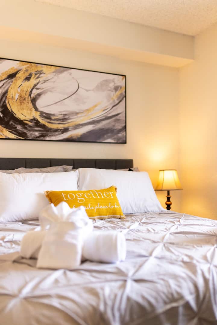 Downtown Mesa Stay Near Arts, Hospitals & Campus - Mesa, AZ