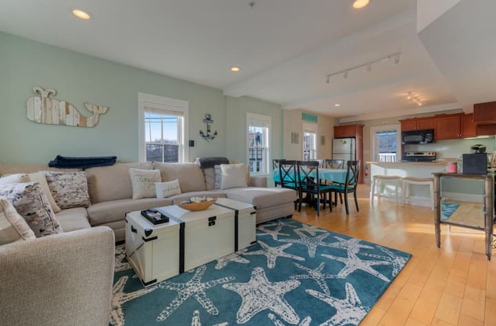 Atlantic Beach Escape | Short Sands Beach - York