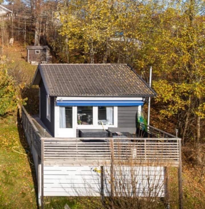 Attefallshus Nära Tyresö Kyrka - Tyresö