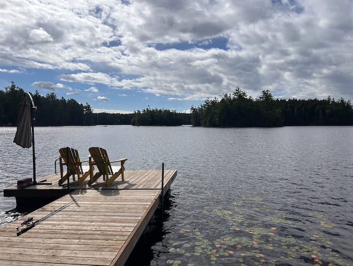 Newly Built, Private, Lakefront Muskoka Cottage - Gravenhurst