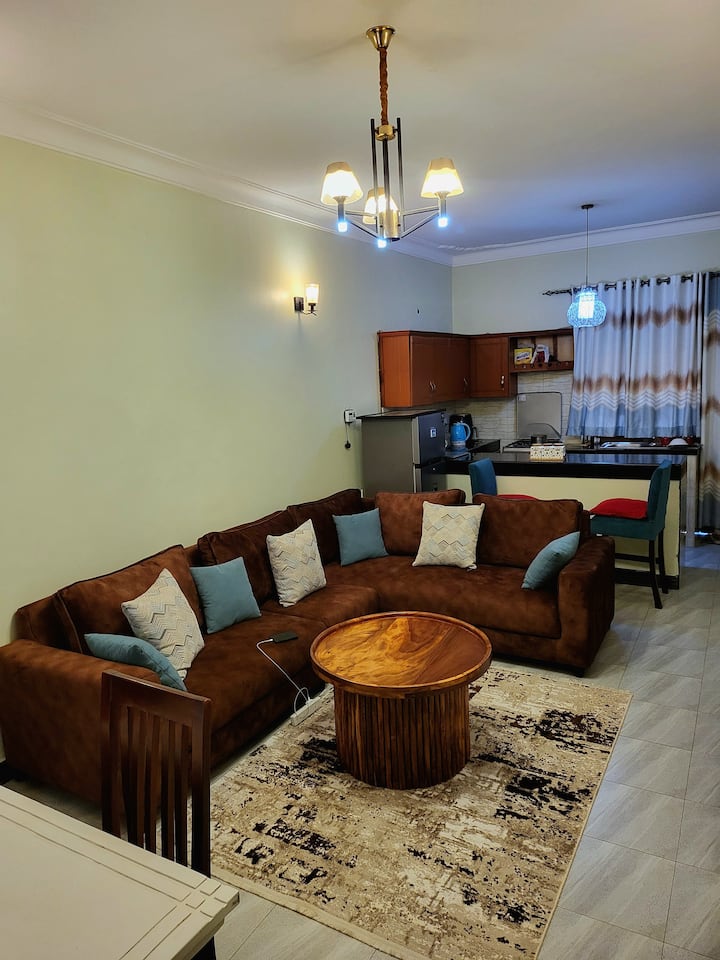 The Chill Spot, Stylish, Cozy & Perfectly Located - Kampala